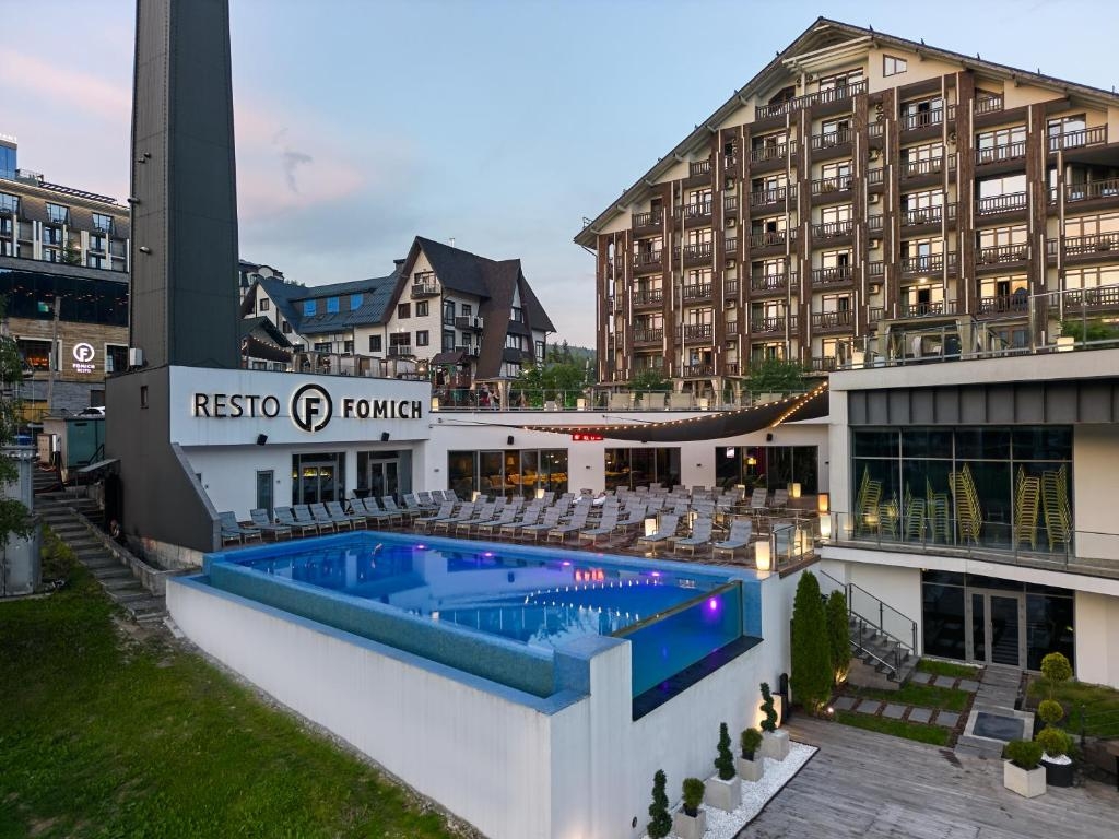 F&B Spa Resort (ex. Fomich Hotel) Забронювати номер в Буковелі