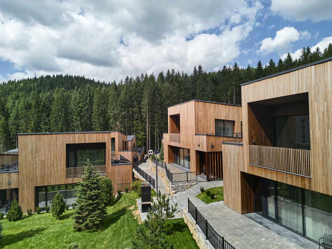 Готелі в Буковелі Забронювати найкращі номери на fomich.ua