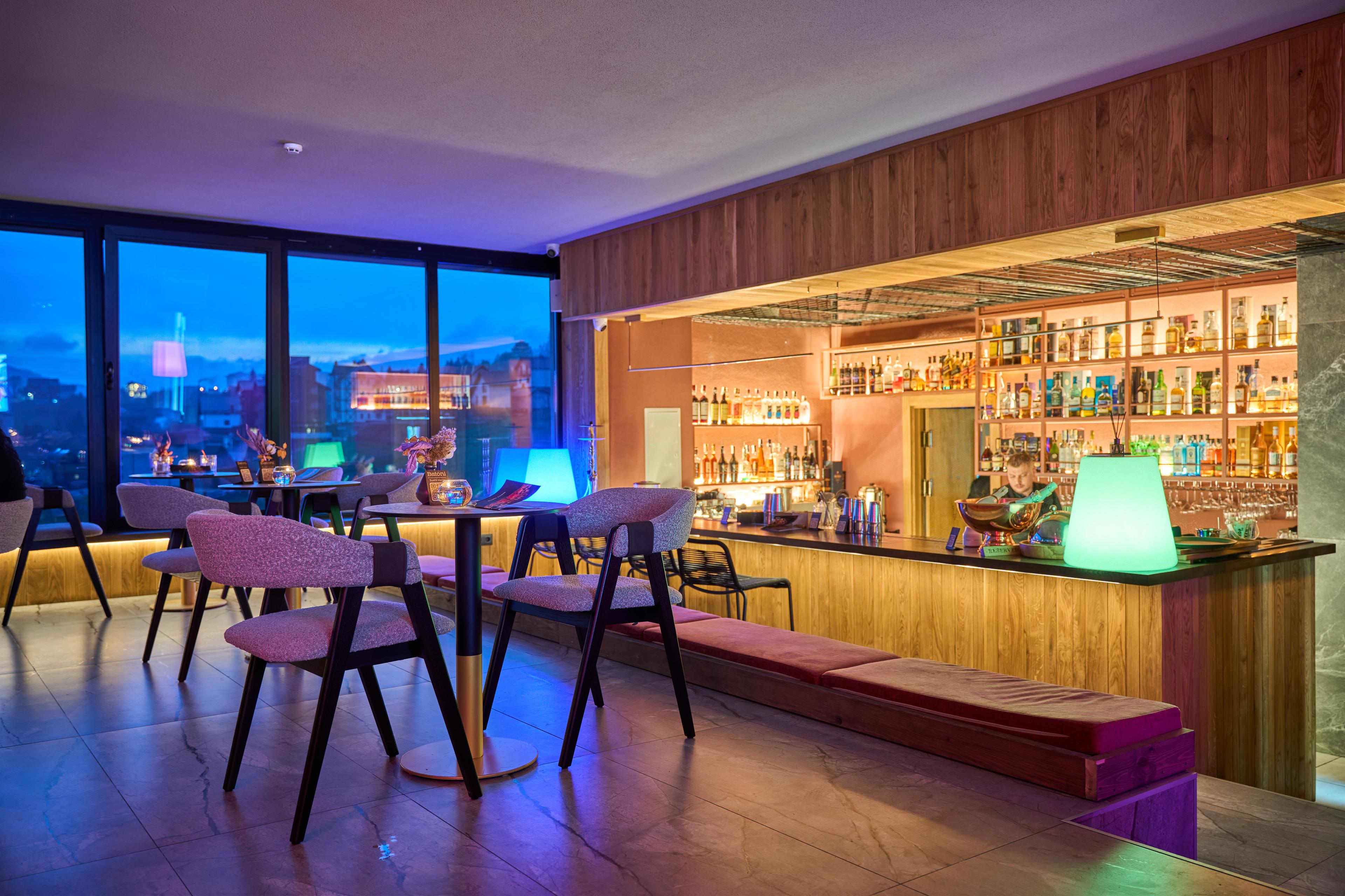 Fomich Hotels & Residences Ваші ключі від Карпат